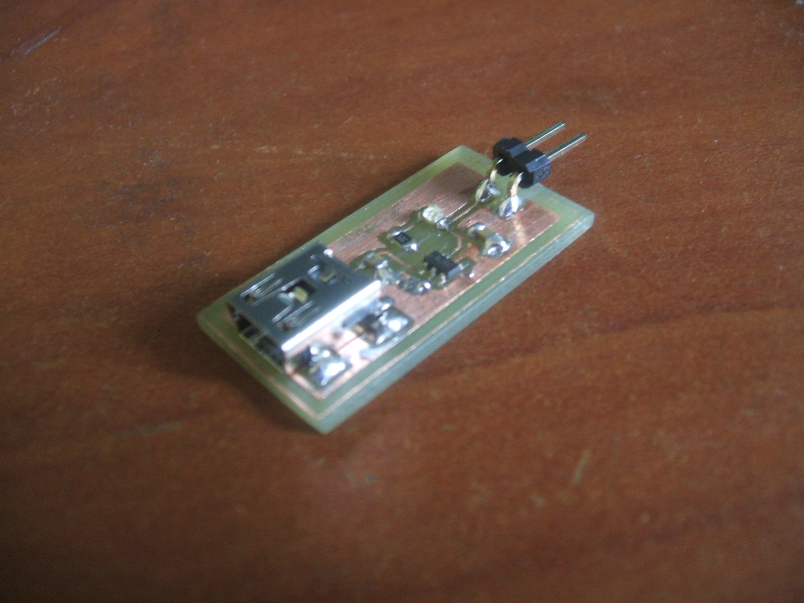 Cargador USB MAX1555 – palmacas